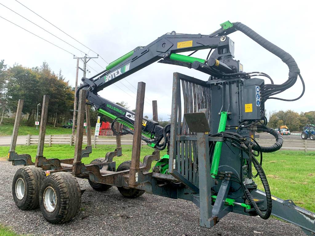 Botex Euro-11 Forestry Trailer with 560 Loader - Used | Jas P Wilson